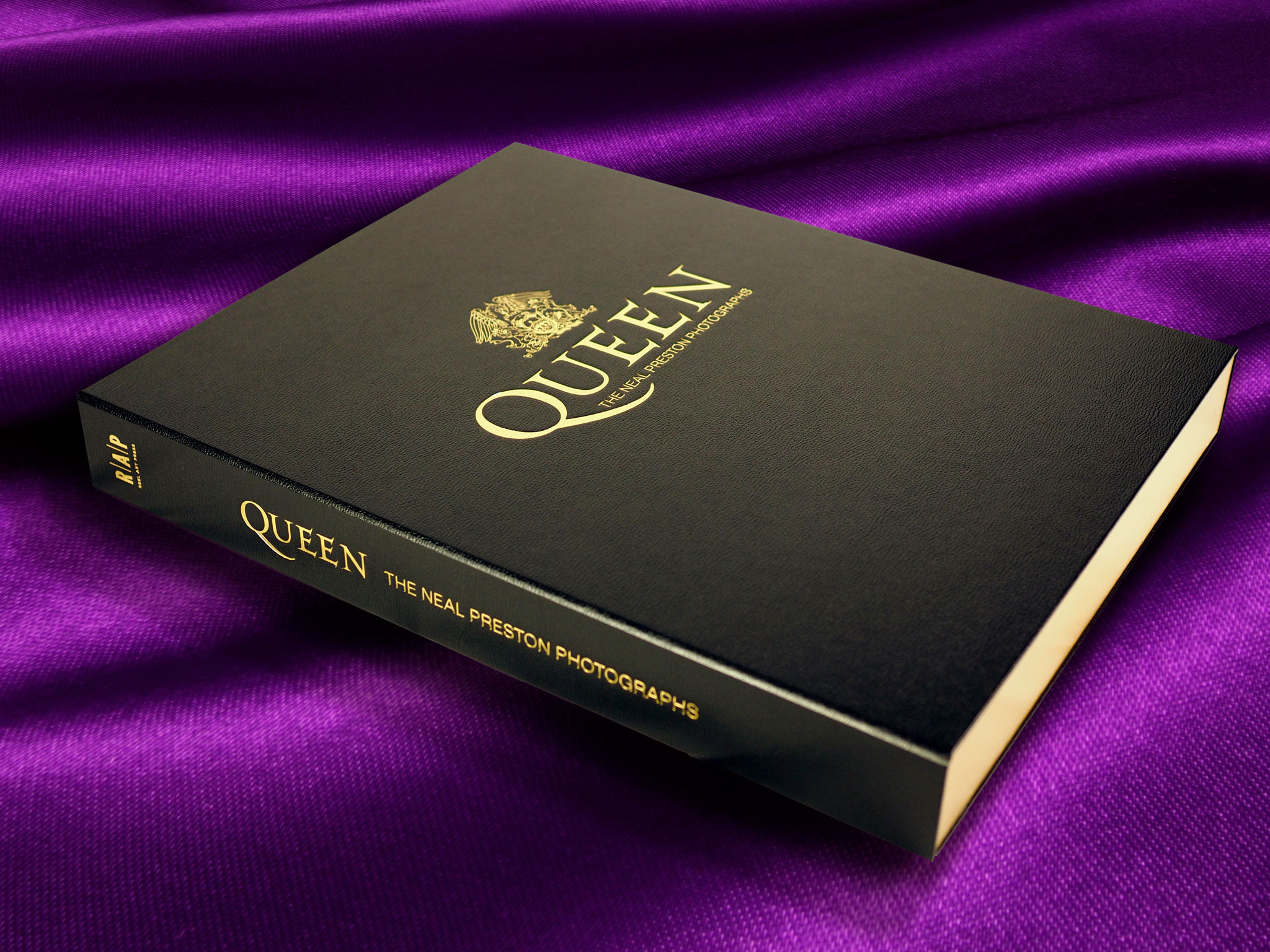 Queen Deluxe 'Finale' Presentation Boxes - A Rhapsody in the Making ...